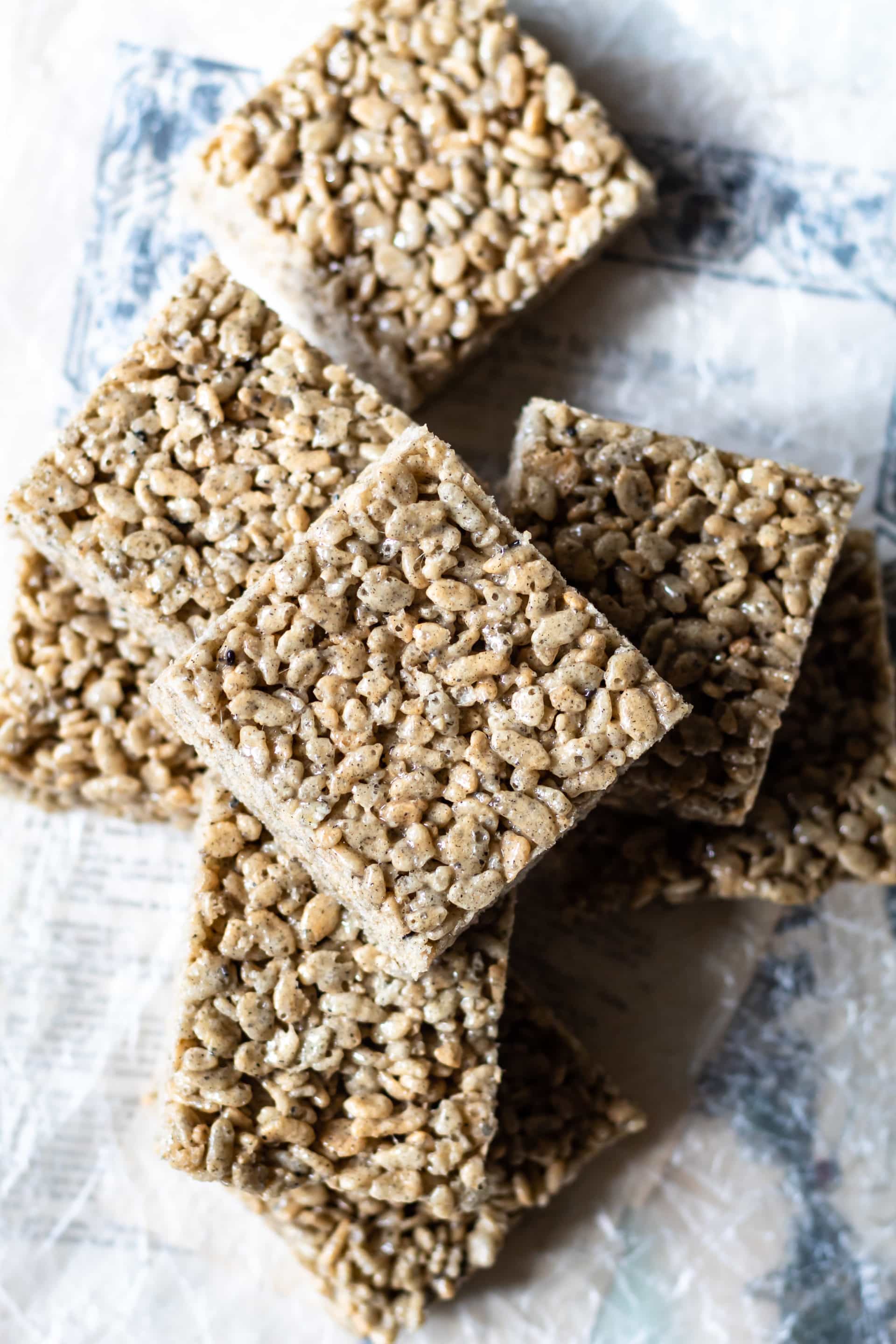 10-Minute Black Sesame Rice Krispie Treats - Cooking Therapy