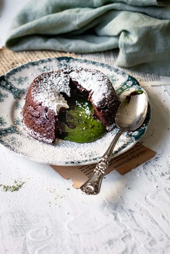 Matcha Lava Cake - Cooking Therapy