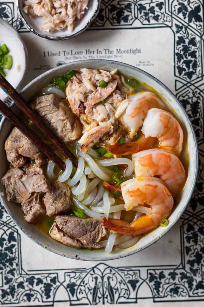 Banh Canh Cua (Vietnamese Crab & Shrimp Tapioca Noodle Soup) - Cooking ...