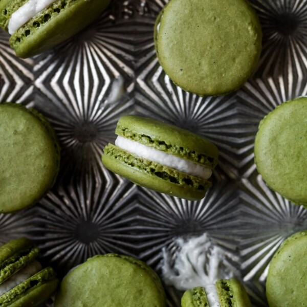 Matcha Macarons - Cooking Therapy