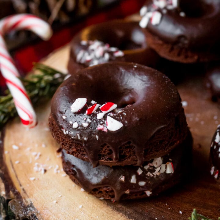 Baked Chocolate Peppermint Mochi Donuts - Cooking Therapy