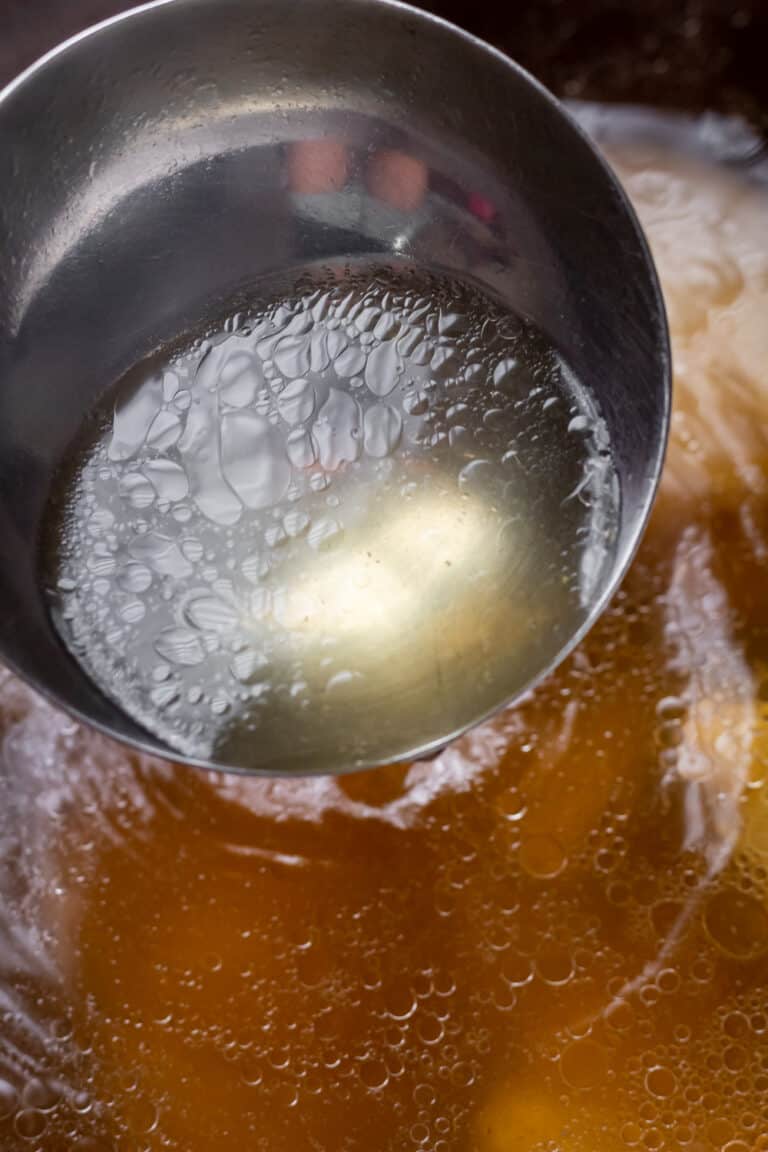 Hu Tieu My Tho (Vietnamese Pork & Seafood Noodle Soup) - Cooking Therapy