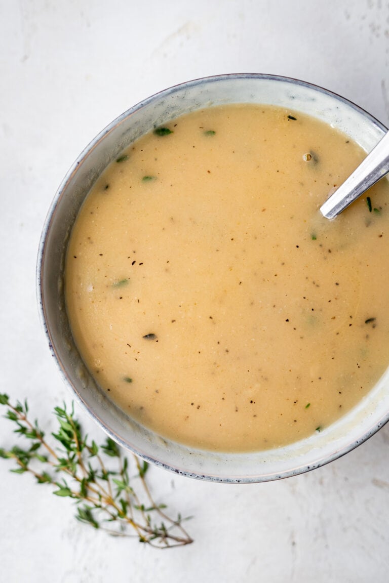 Homemade Gravy - quick, easy, and with no drippings - Cooking Therapy