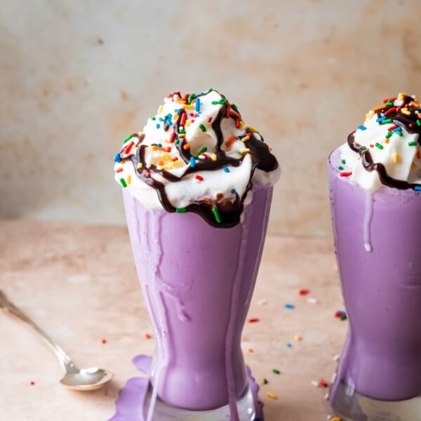 Ube Milkshake (only 4 ingredients!) - Cooking Therapy