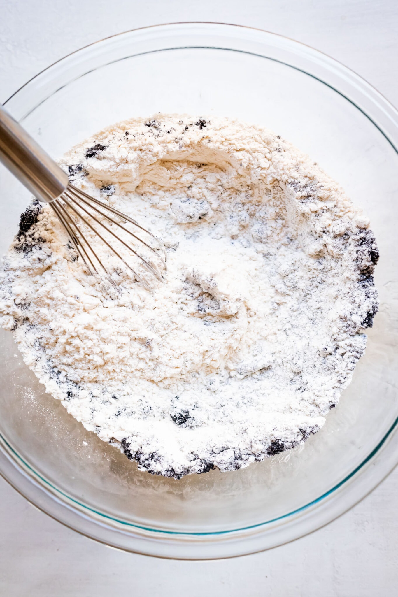 Black Sesame Sandwich Cookies with Strawberry Jam - Cooking Therapy