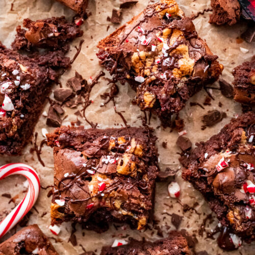 Peppermint Hot Chocolate Mochi Brownies - Cooking Therapy