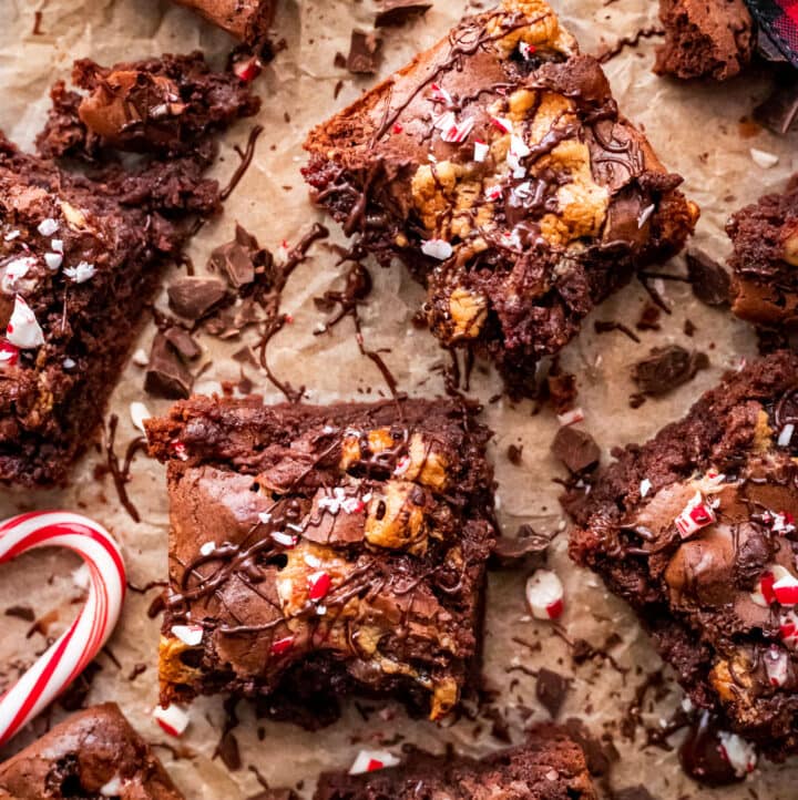 Peppermint Hot Chocolate Mochi Brownies - Cooking Therapy