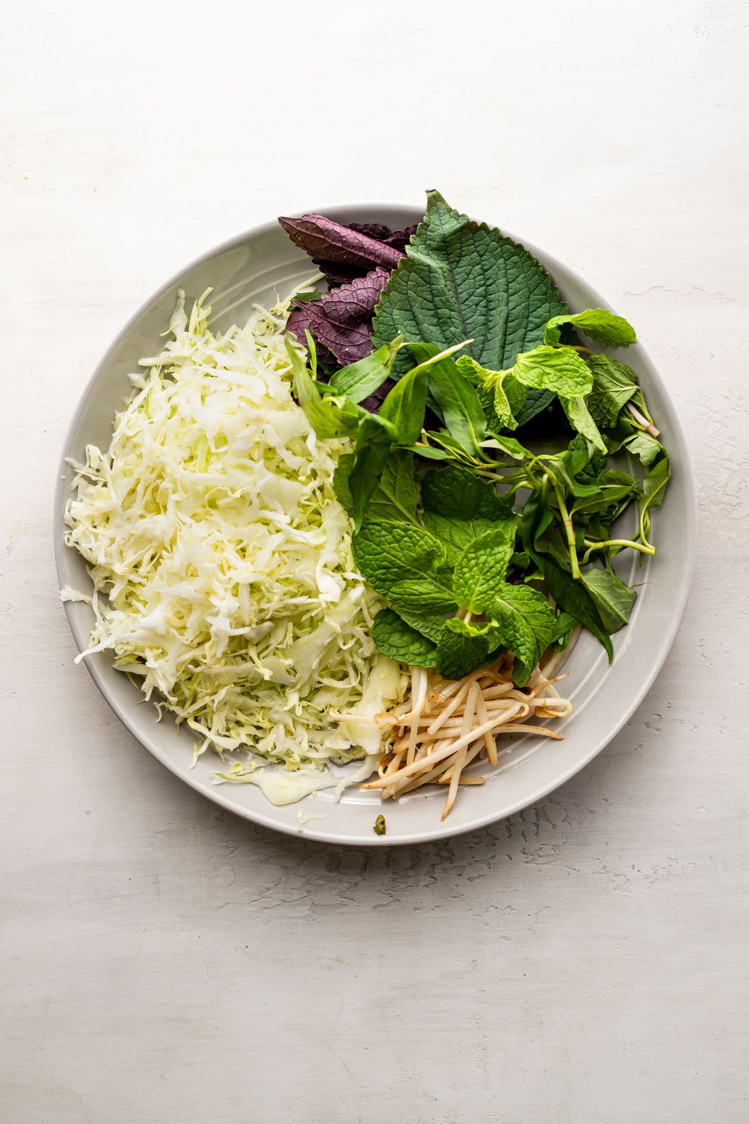 Mi Quang (Vietnamese Turmeric Noodle Soup from Quang Nam) - Cooking Therapy