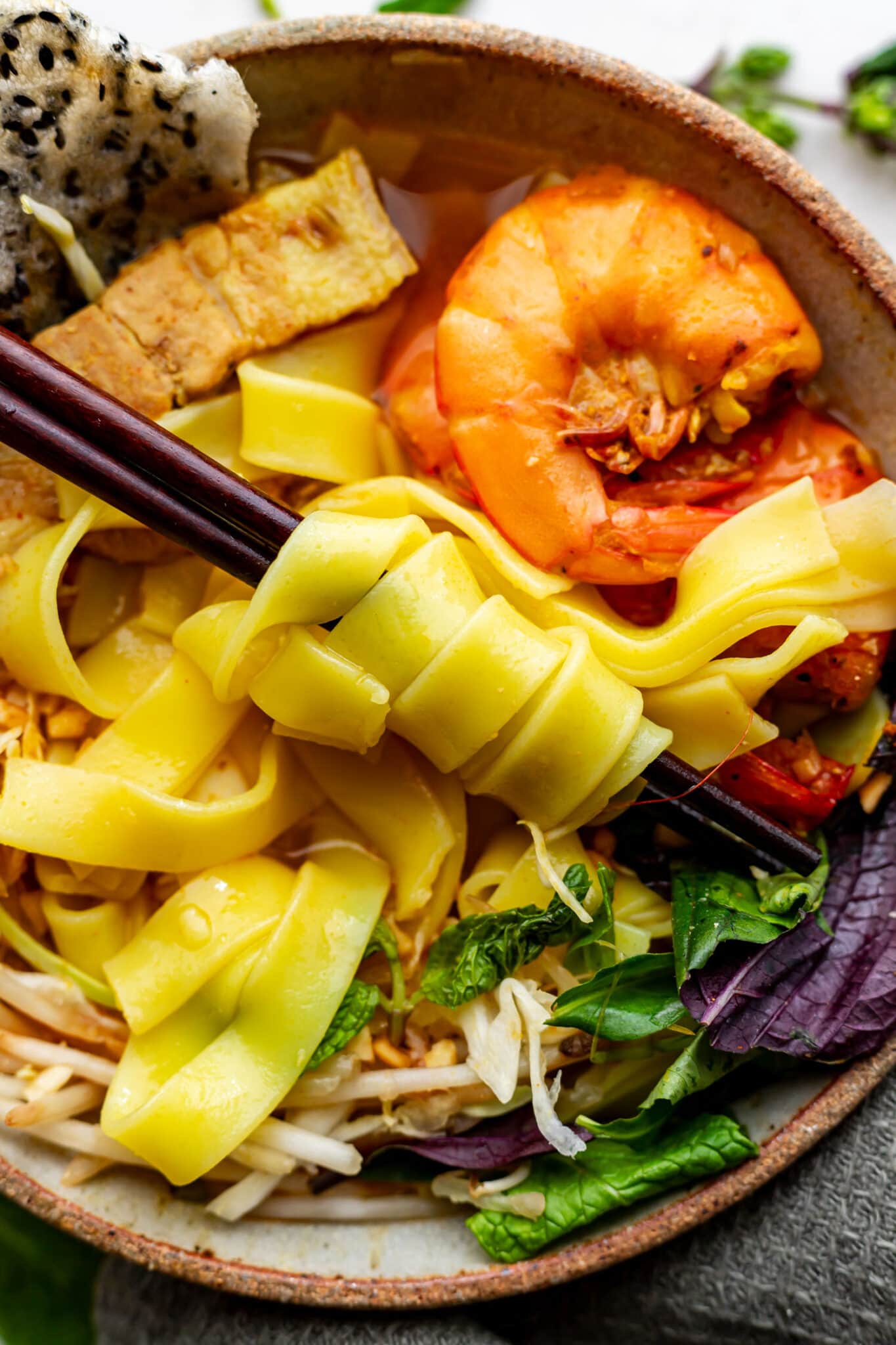 Mi Quang (Vietnamese Turmeric Noodle Soup from Quang Nam) - Cooking Therapy