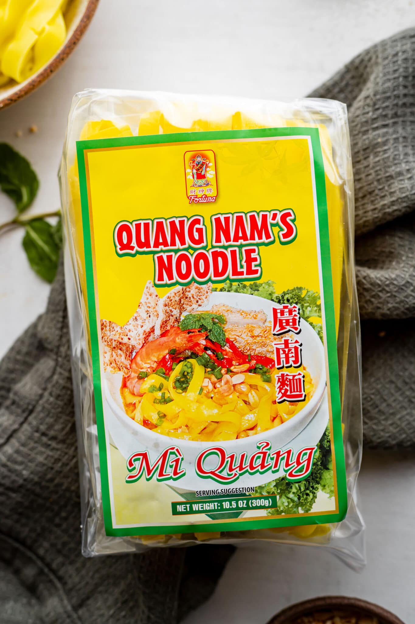 Mi Quang (Vietnamese Turmeric Noodle Soup from Quang Nam) - Cooking Therapy