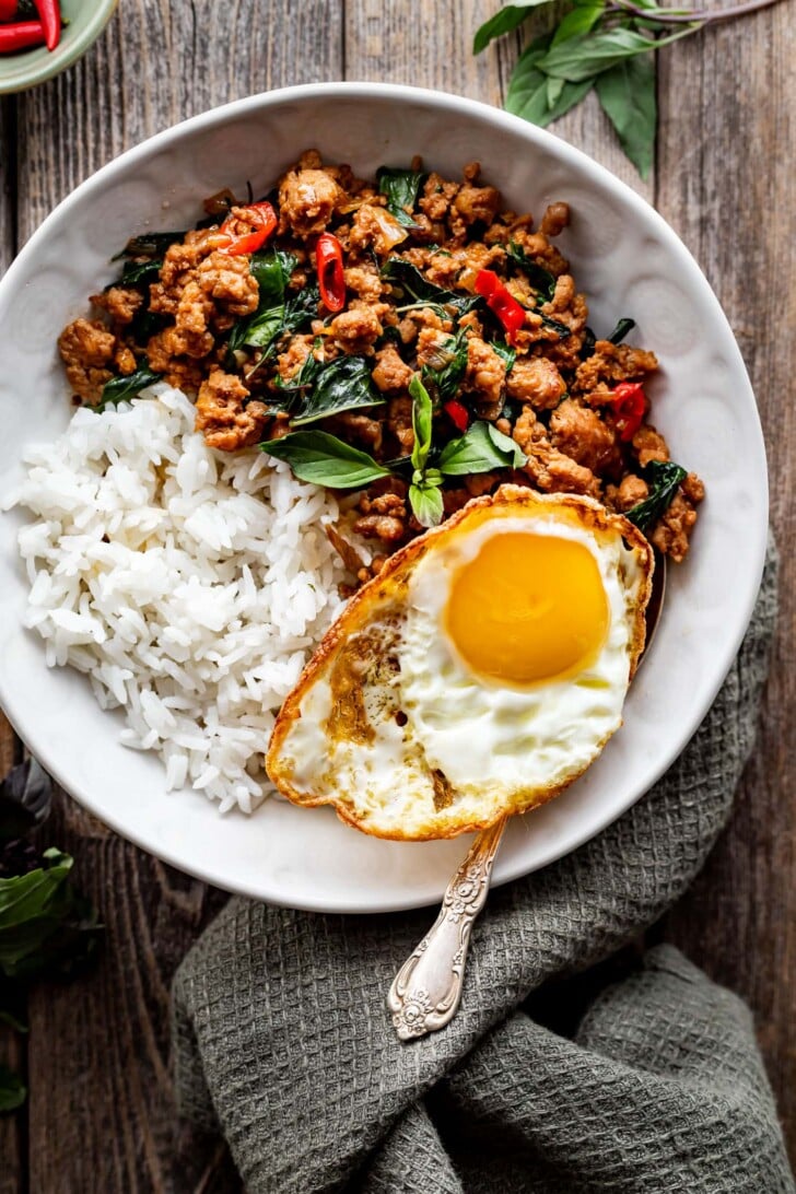 20-Minute Pad Kra Pao (Thai Basil Pork) - Cooking Therapy