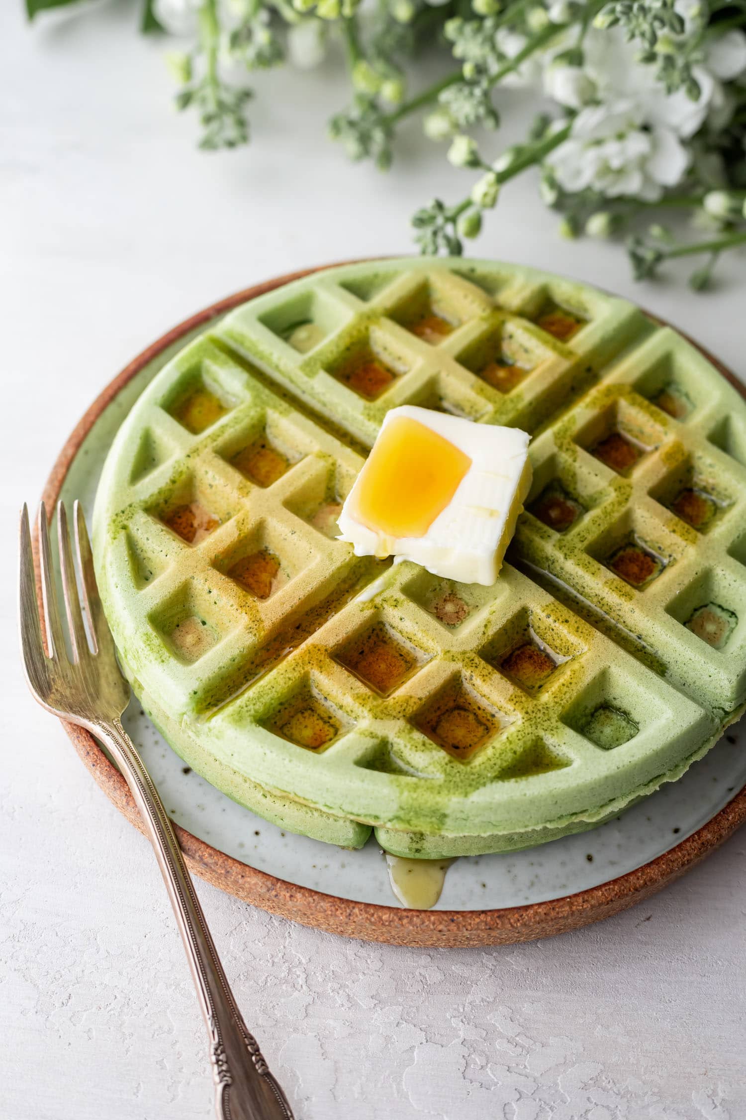 Pandan Waffles (made with pandan leaves) - Cooking Therapy