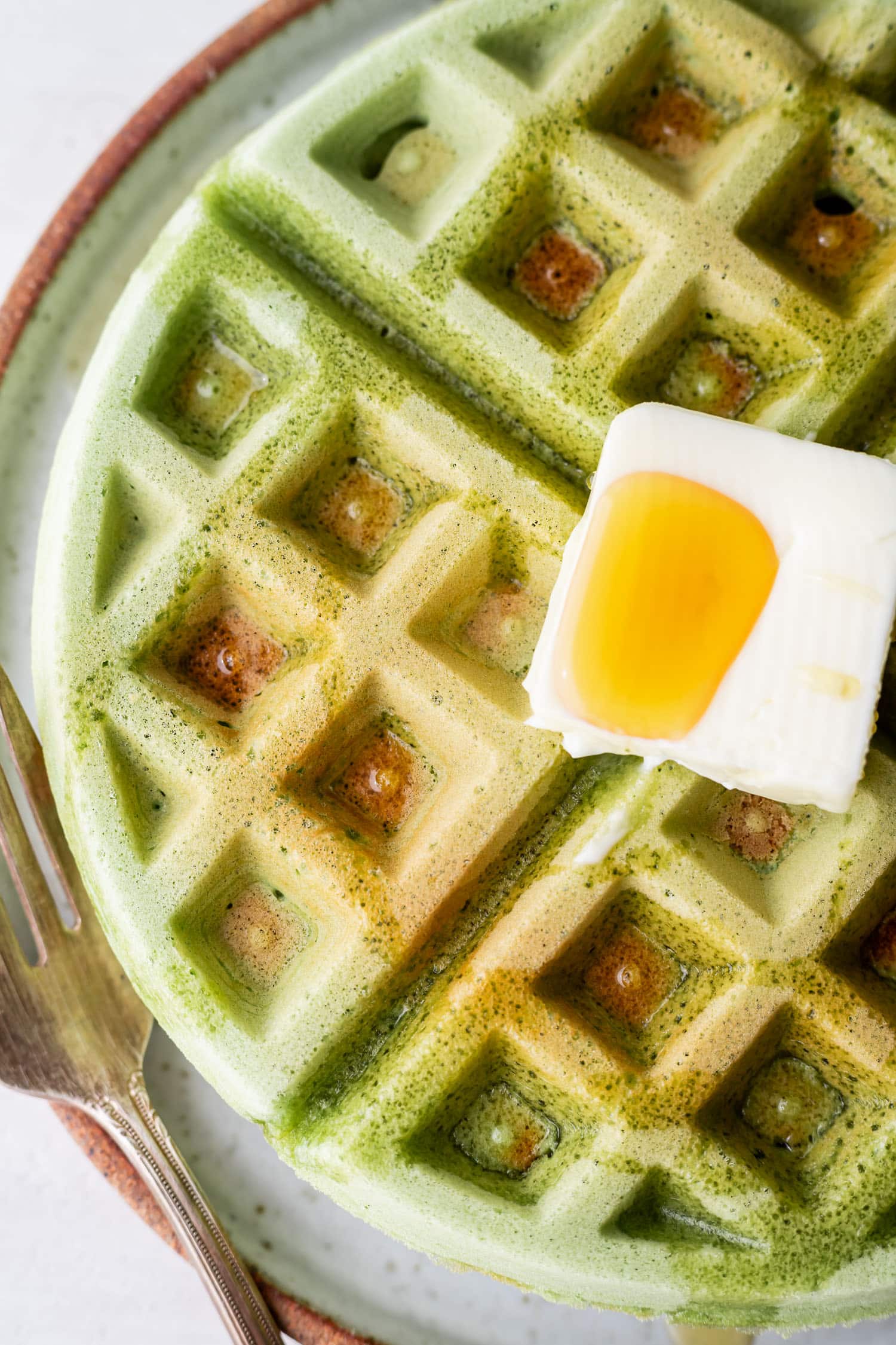 Pandan Waffles (made with pandan leaves) - Cooking Therapy