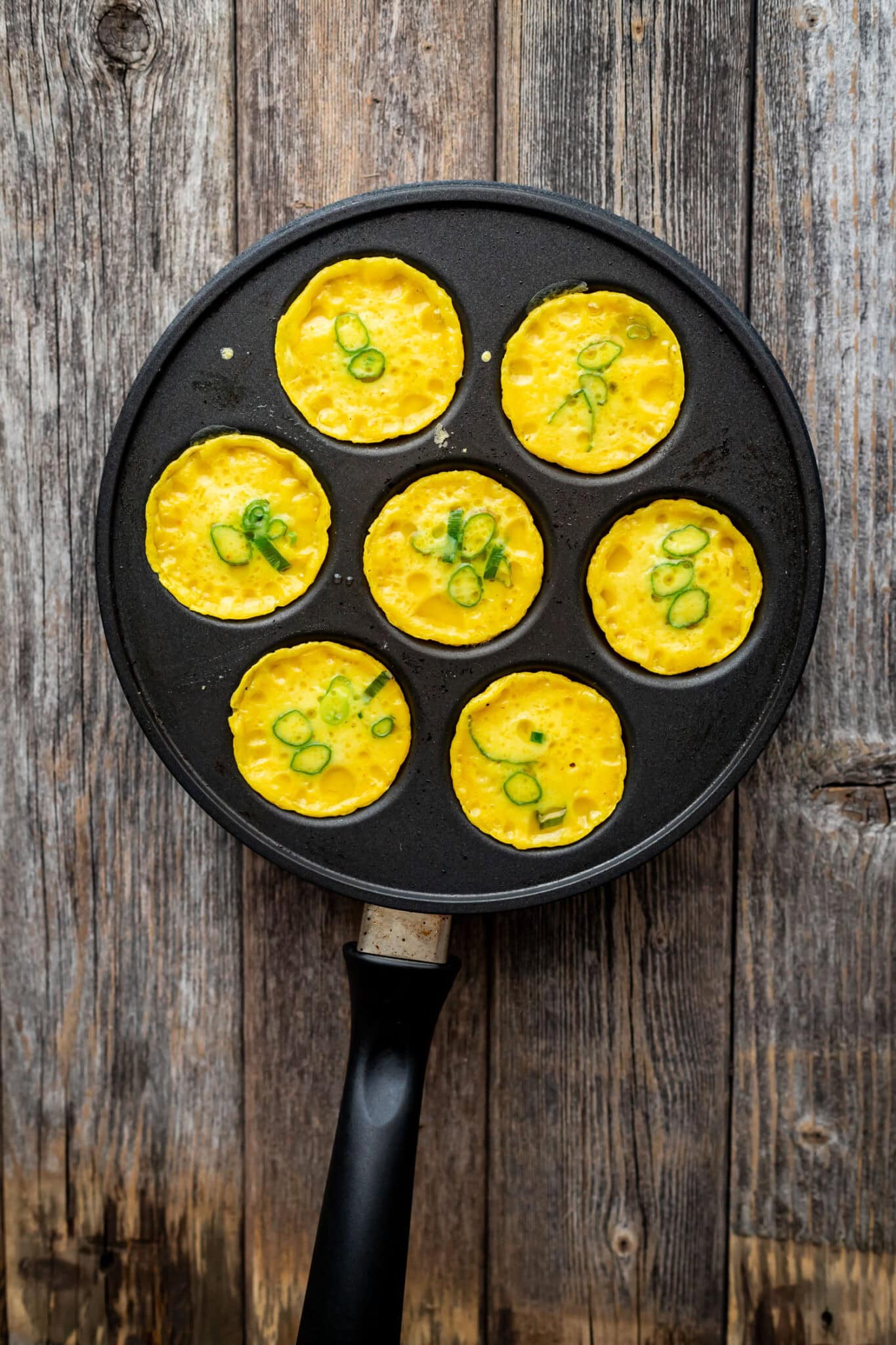 Banh Khot (Vietnamese Mini Pancakes) - Cooking Therapy