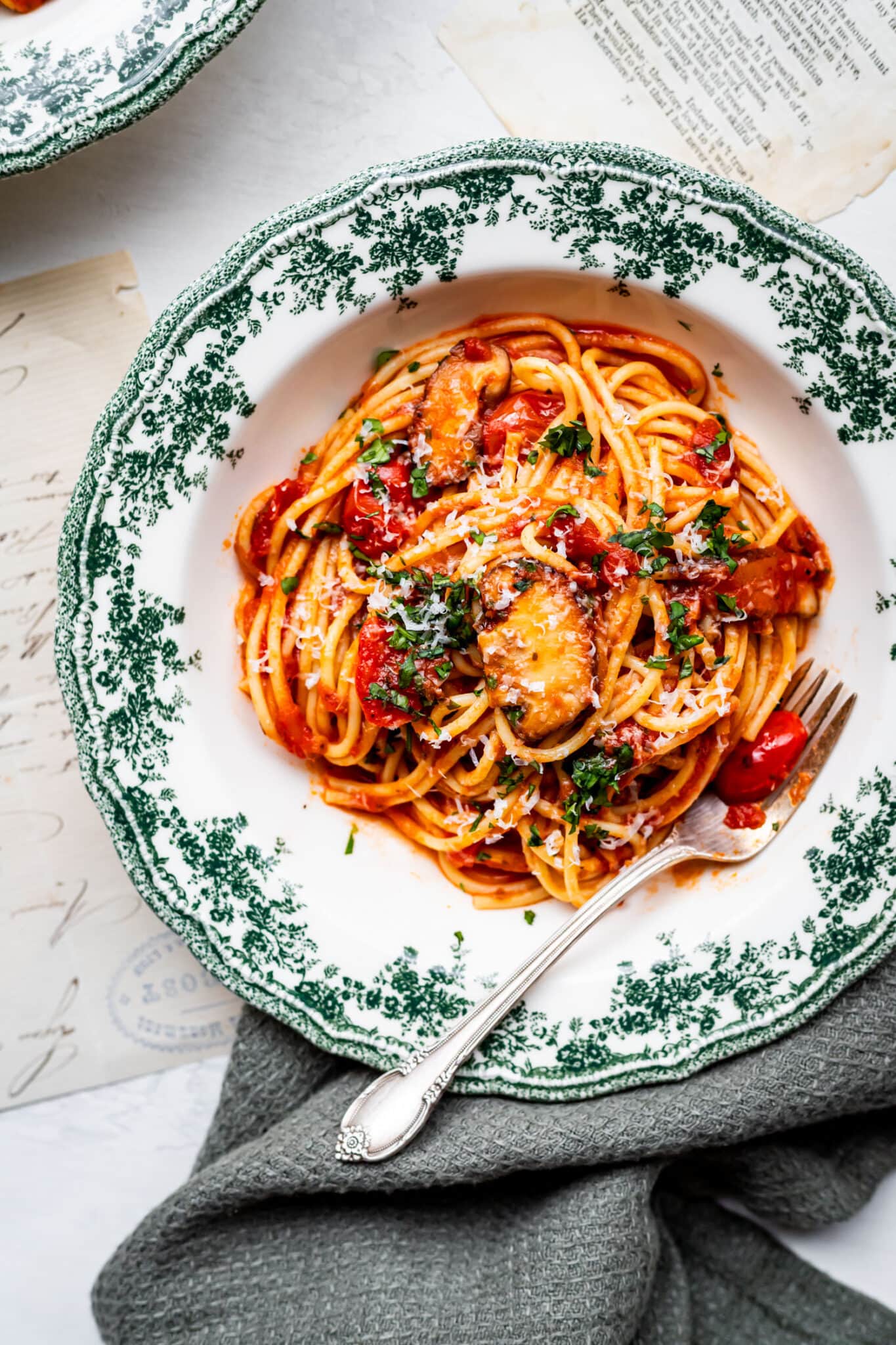 30-Minute Tom Yum Pasta - Cooking Therapy