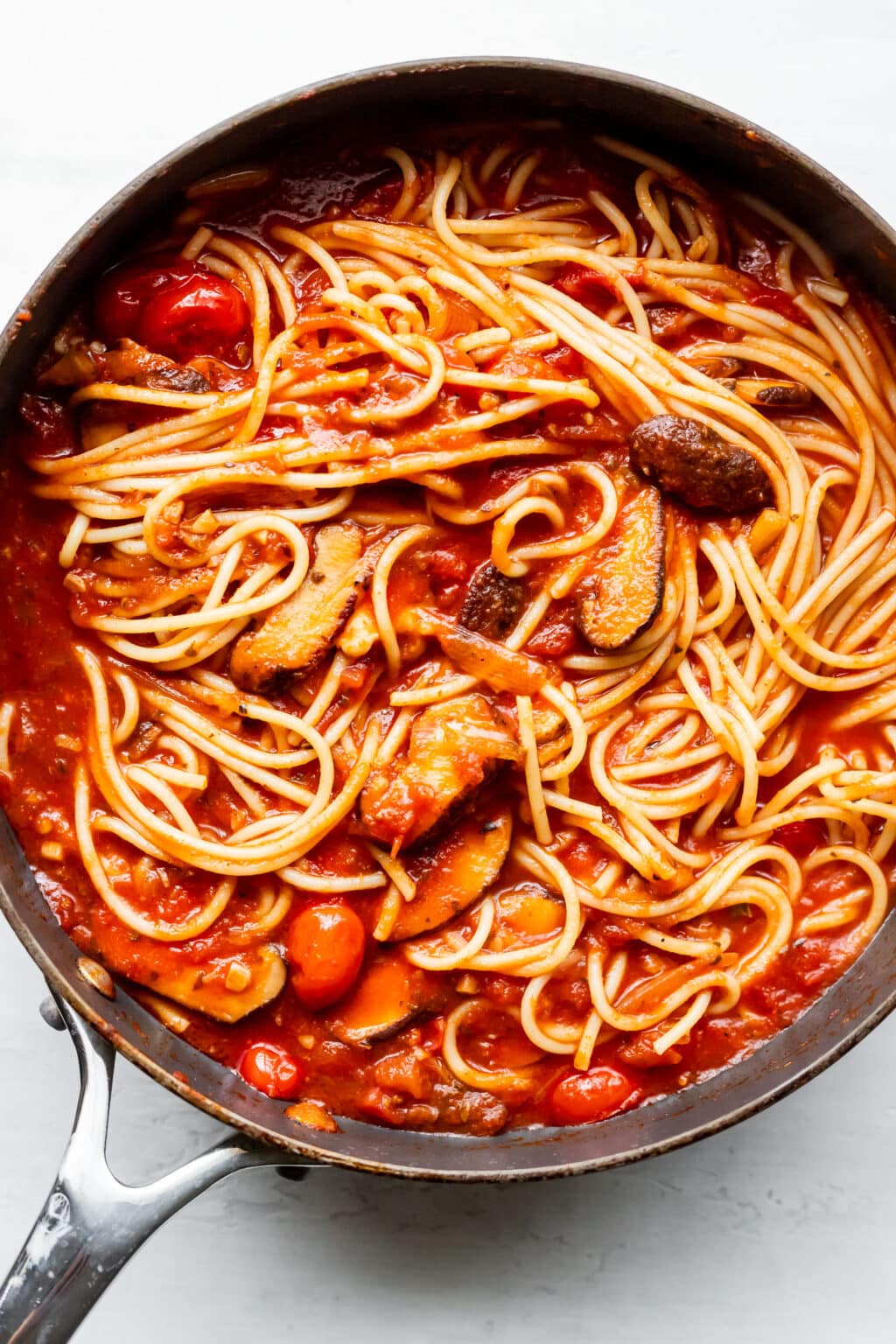 30-Minute Tom Yum Pasta - Cooking Therapy