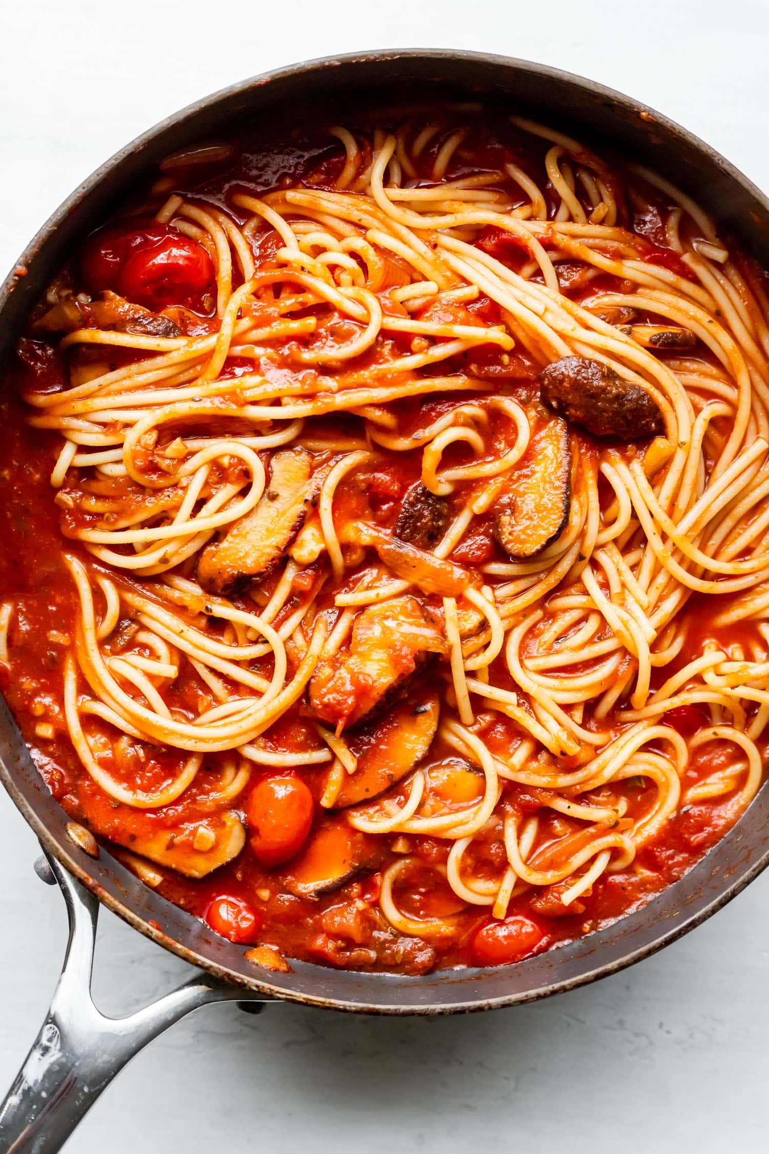 30-Minute Tom Yum Pasta - Cooking Therapy