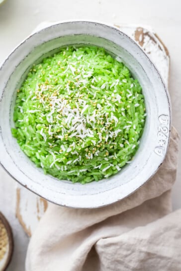 The Best Pandan Sticky Rice (Xoi La Dua) - Cooking Therapy