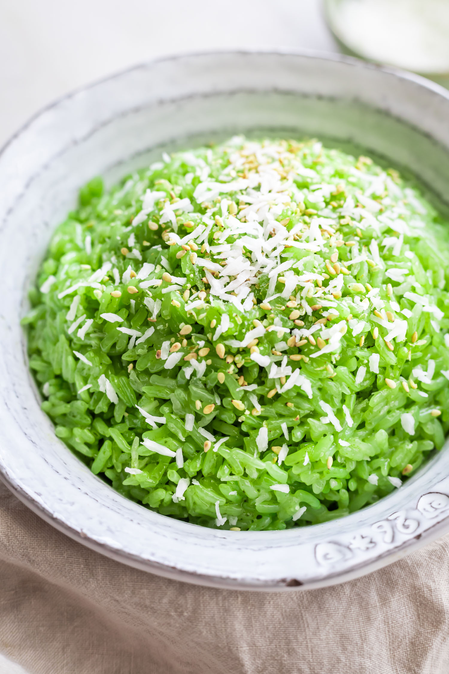 The Best Pandan Sticky Rice (Xoi La Dua) - Cooking Therapy