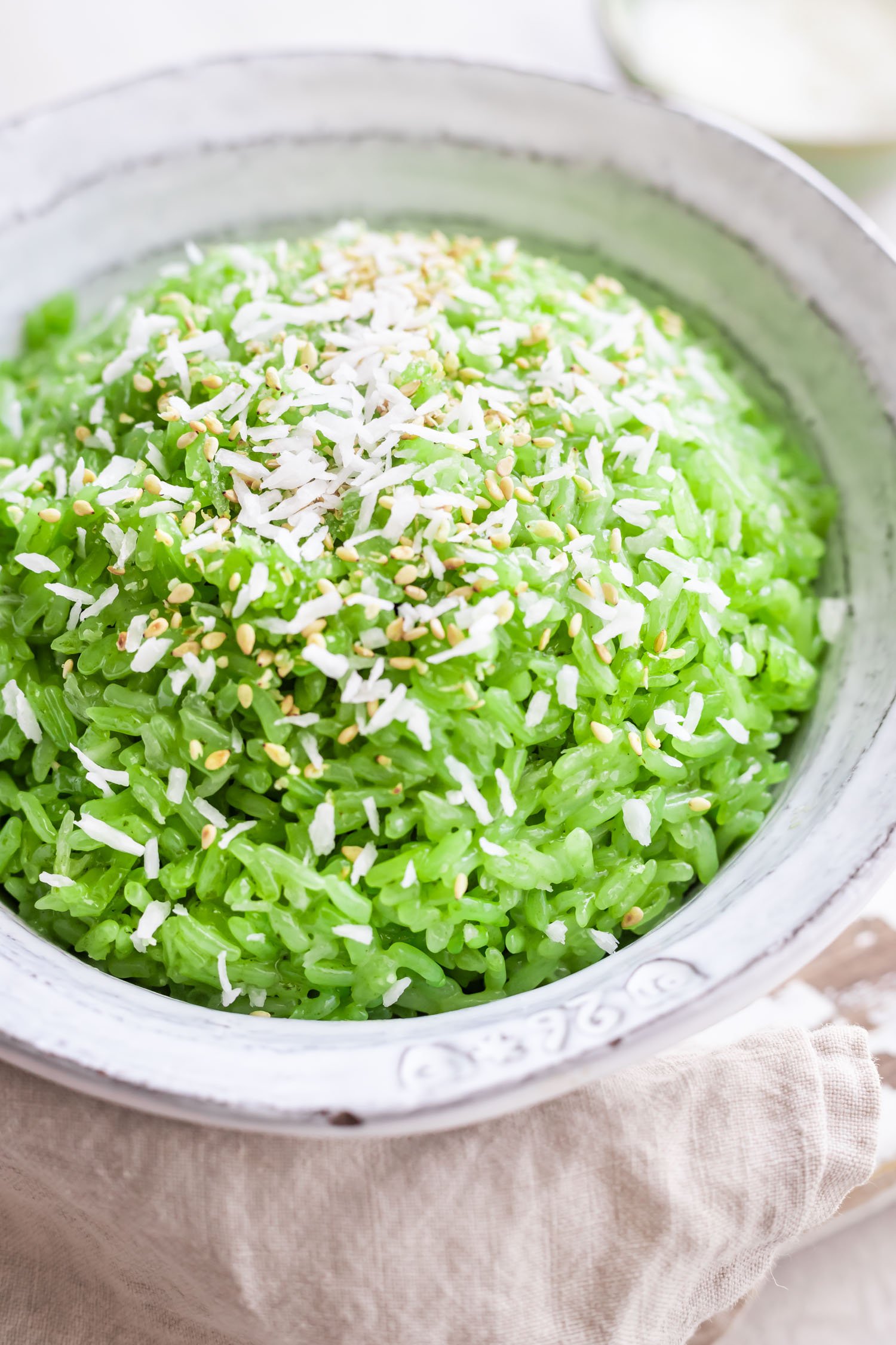 The Best Pandan Sticky Rice (Xoi La Dua) - Cooking Therapy