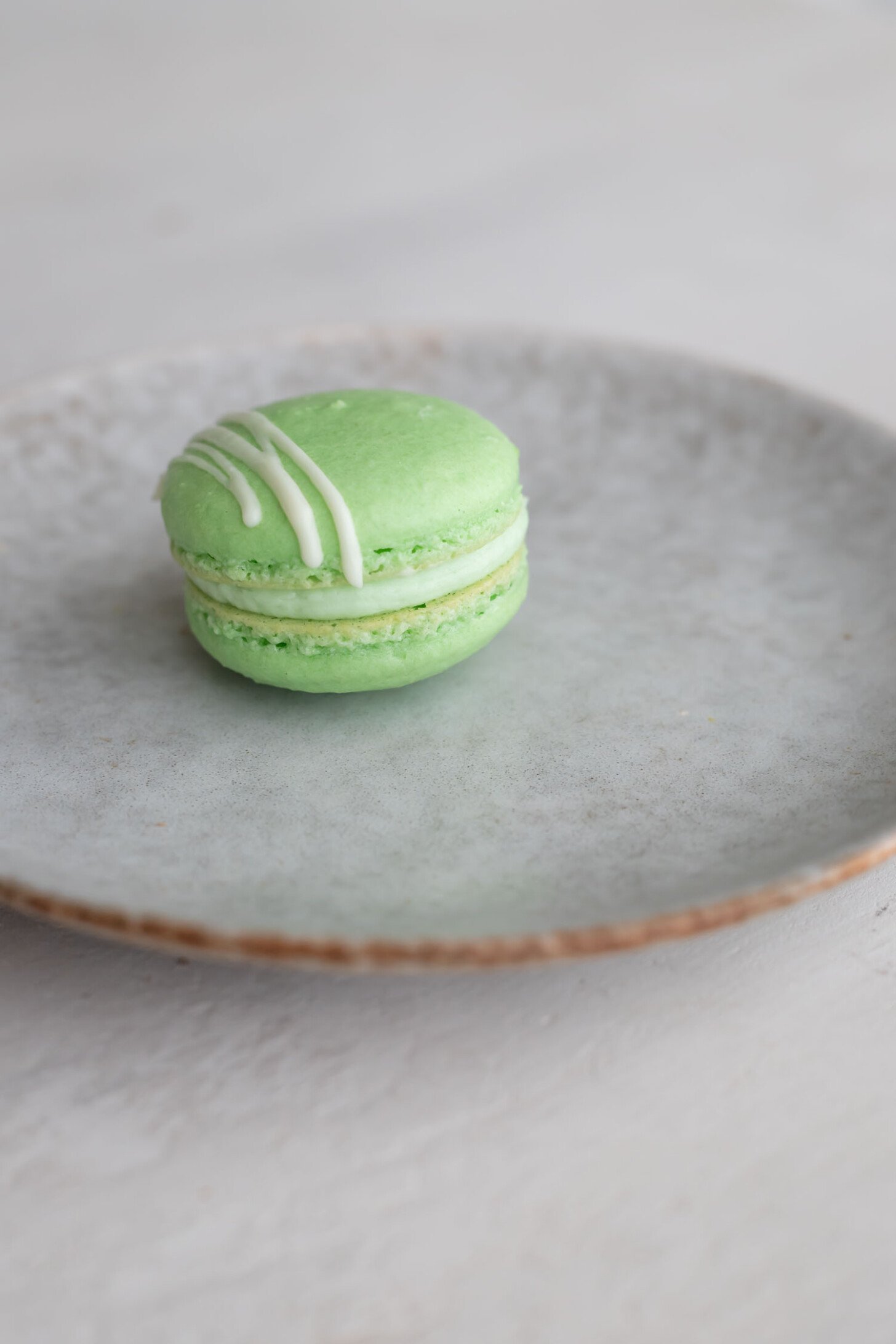Beginner Friendly Pandan Macarons - Cooking Therapy