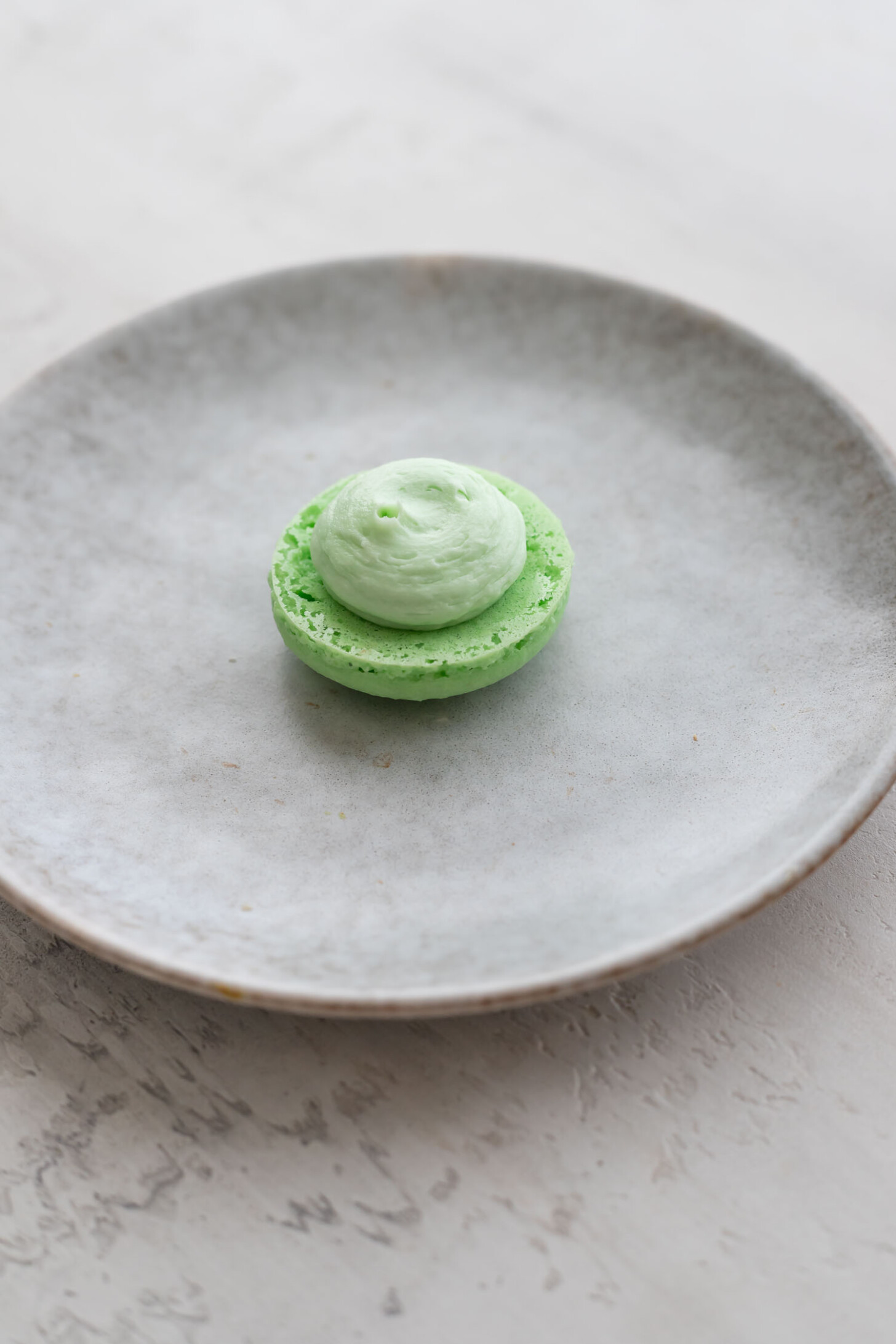 Beginner Friendly Pandan Macarons - Cooking Therapy