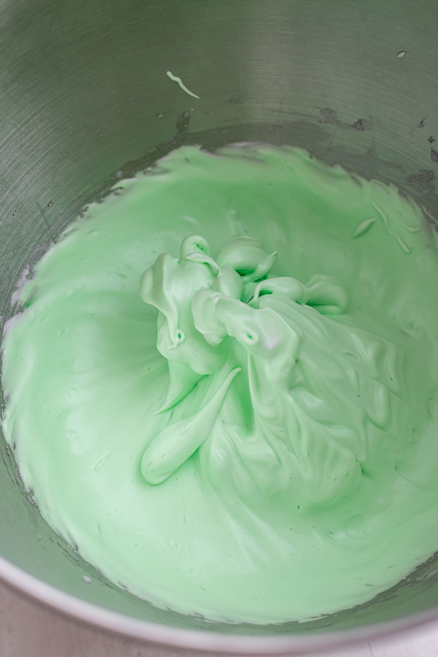 Beginner Friendly Pandan Macarons - Cooking Therapy