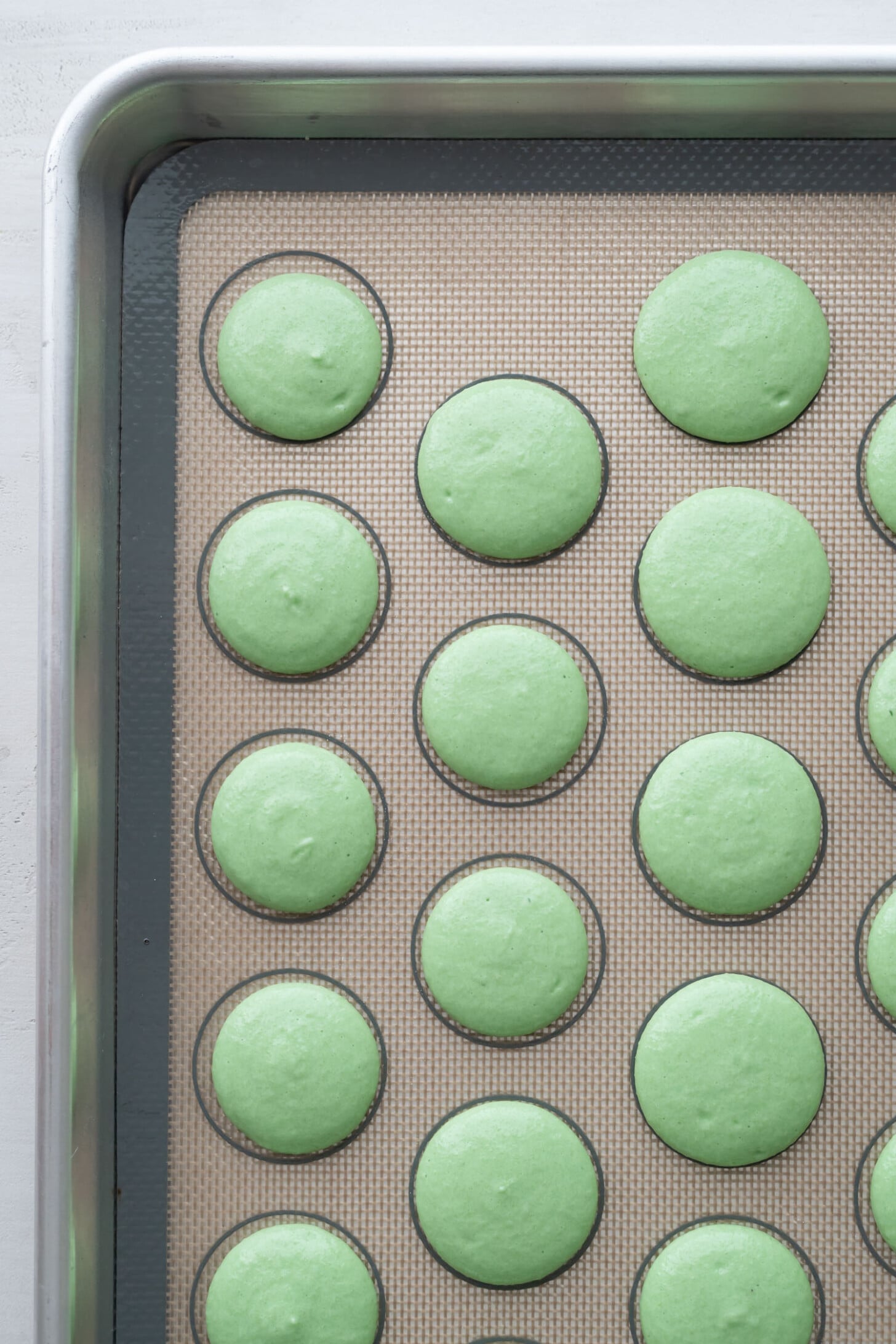Beginner Friendly Pandan Macarons - Cooking Therapy