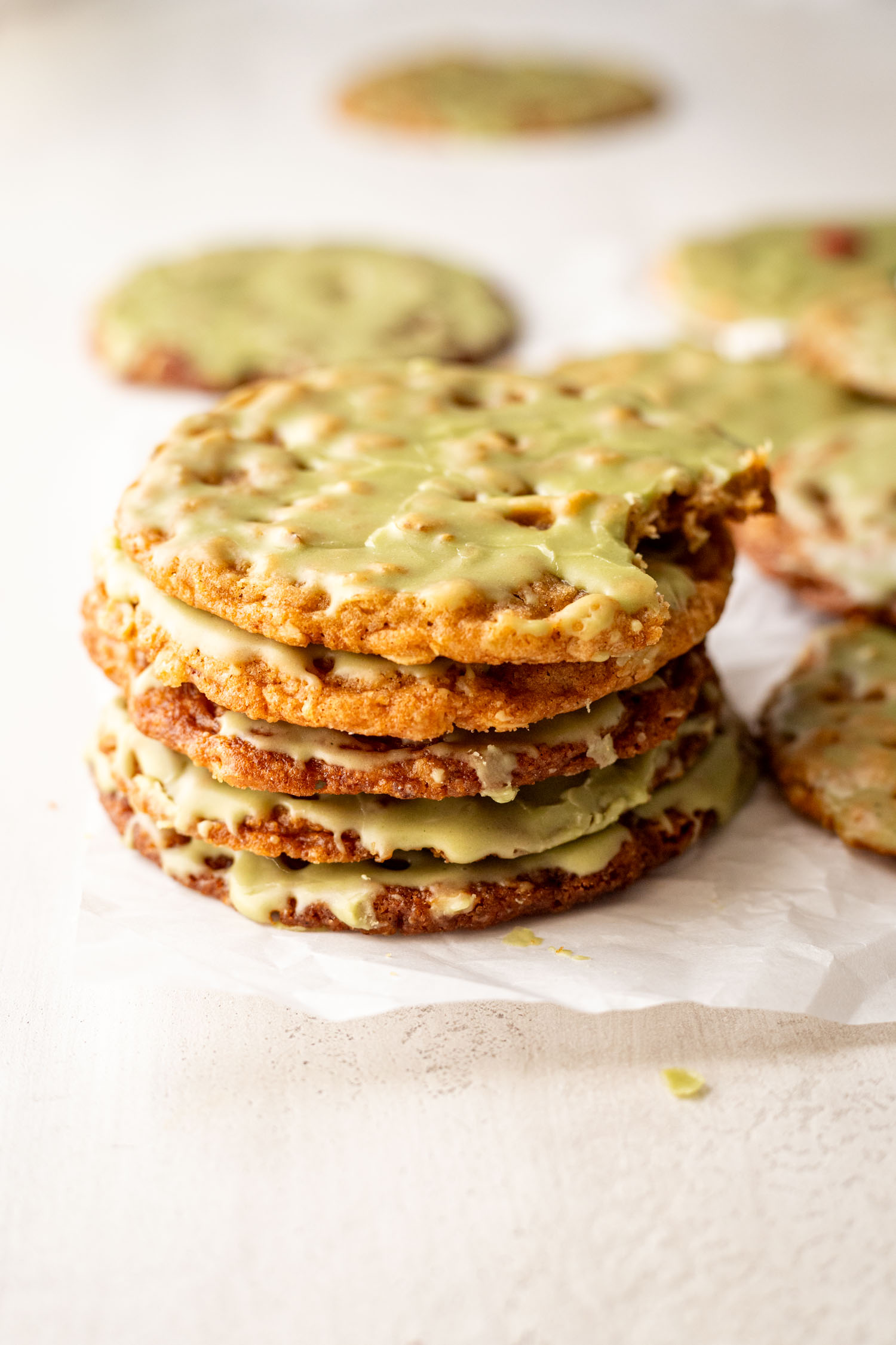 Matcha Iced Oatmeal Cookies - Cooking Therapy