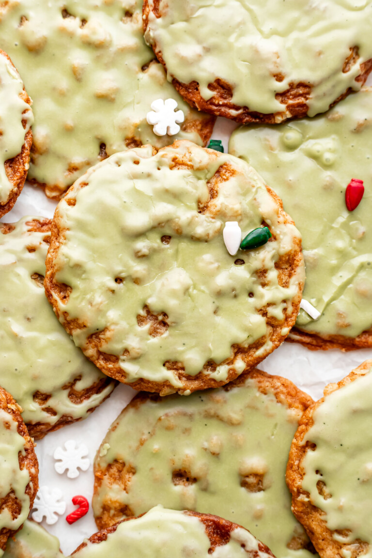 Matcha Iced Oatmeal Cookies - Cooking Therapy