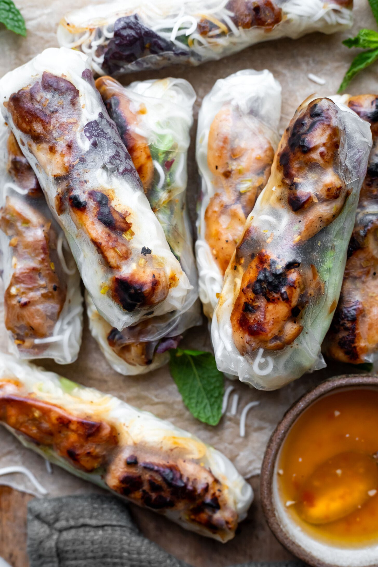 Fresh & Easy Lemongrass Chicken Spring Rolls - Cooking Therapy