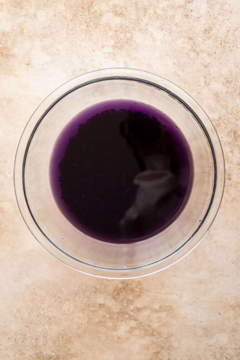 Xoi Ube (Vietnamese Purple Sticky Rice with Ube) - Cooking Therapy