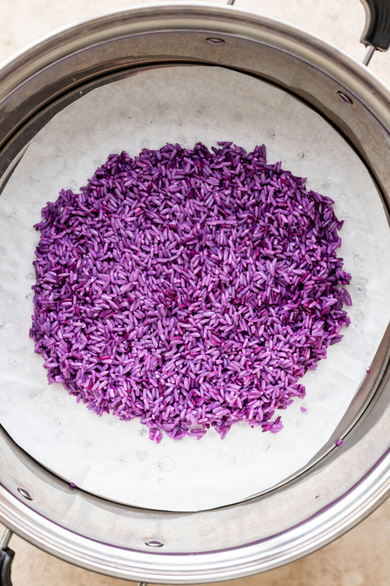 Xoi Ube (Vietnamese Purple Sticky Rice with Ube) - Cooking Therapy