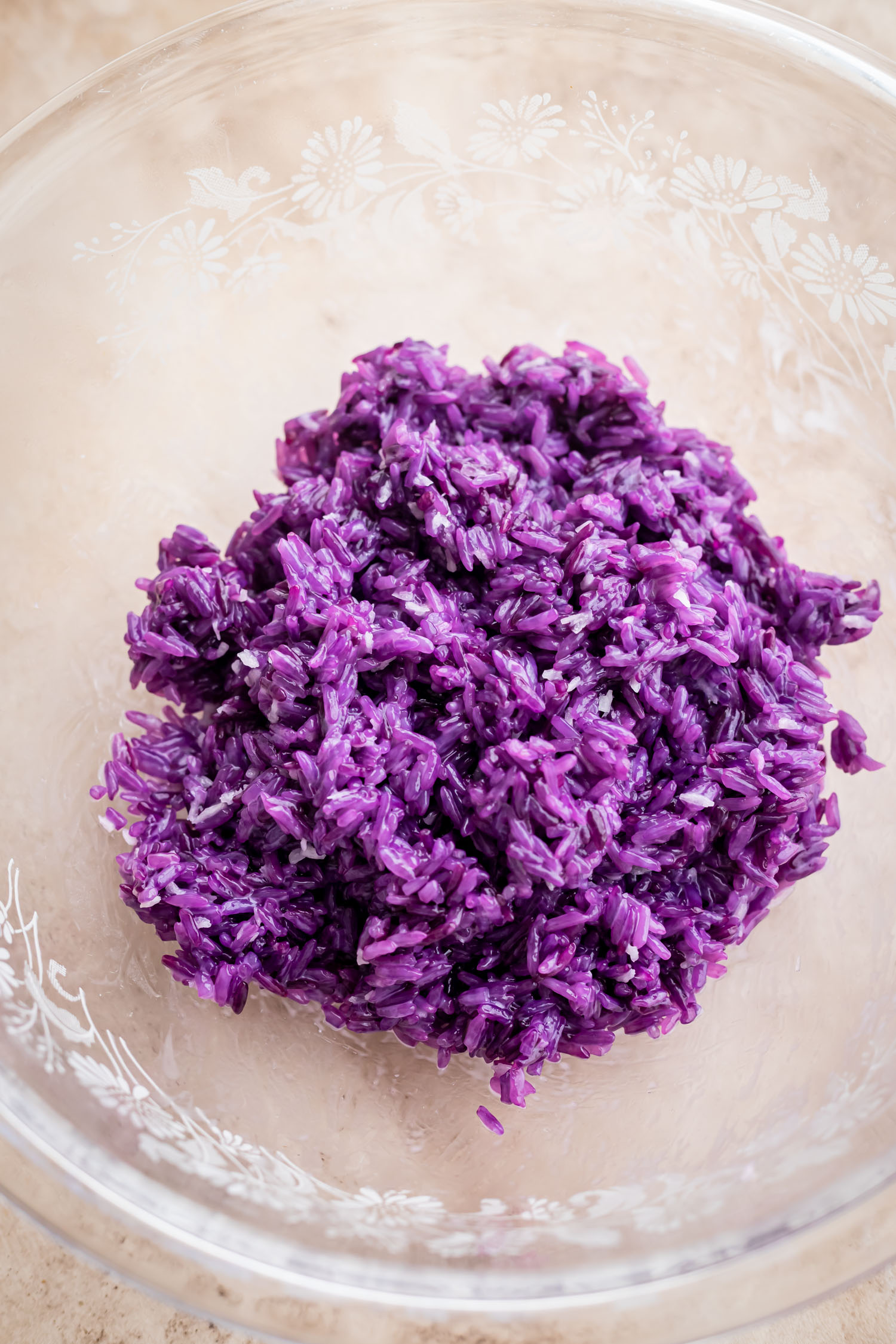 Xoi Ube (Vietnamese Purple Sticky Rice with Ube) - Cooking Therapy