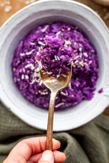 Xoi Ube (Vietnamese Purple Sticky Rice with Ube) - Cooking Therapy