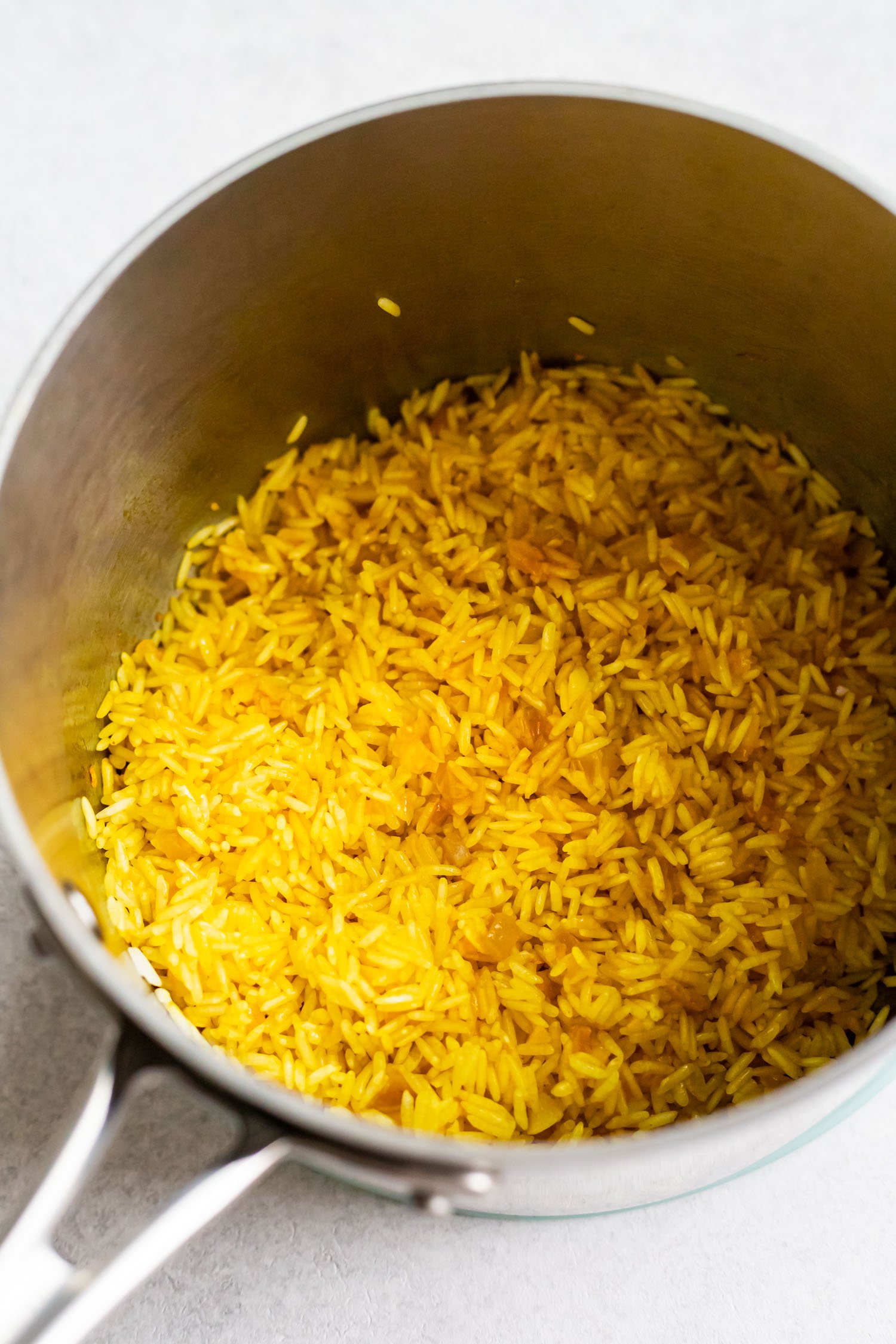 20-Minute Garlic Turmeric Rice - Cooking Therapy