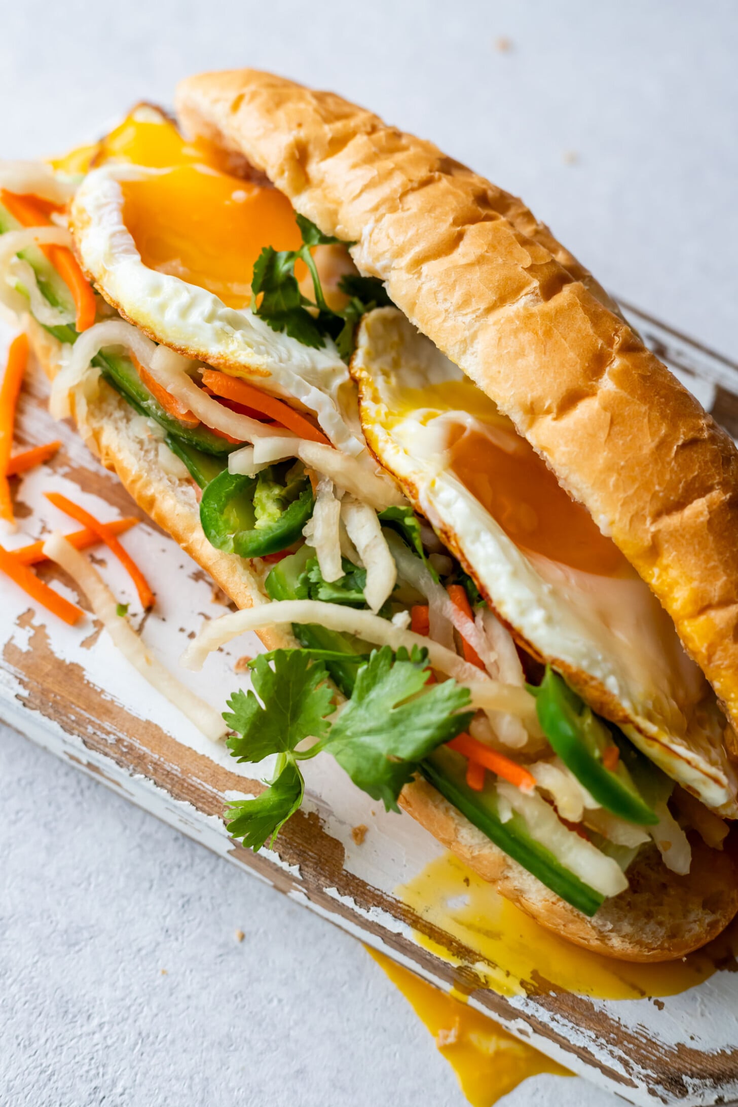 10-Minute Bánh Mì Ốp La (Fried Egg Banh Mi) - Cooking Therapy