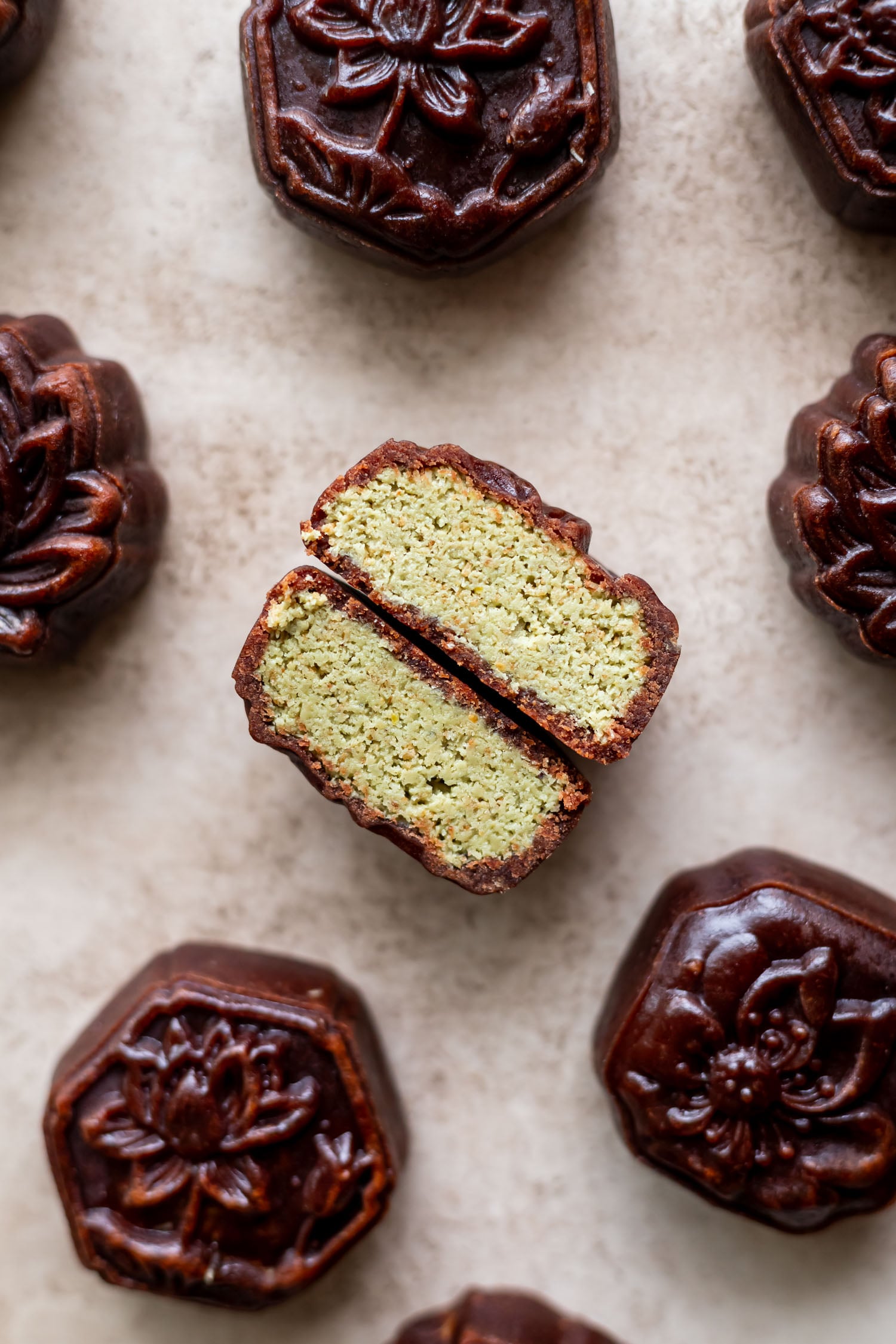 Dubai Chocolate Mooncakes - Cooking Therapy