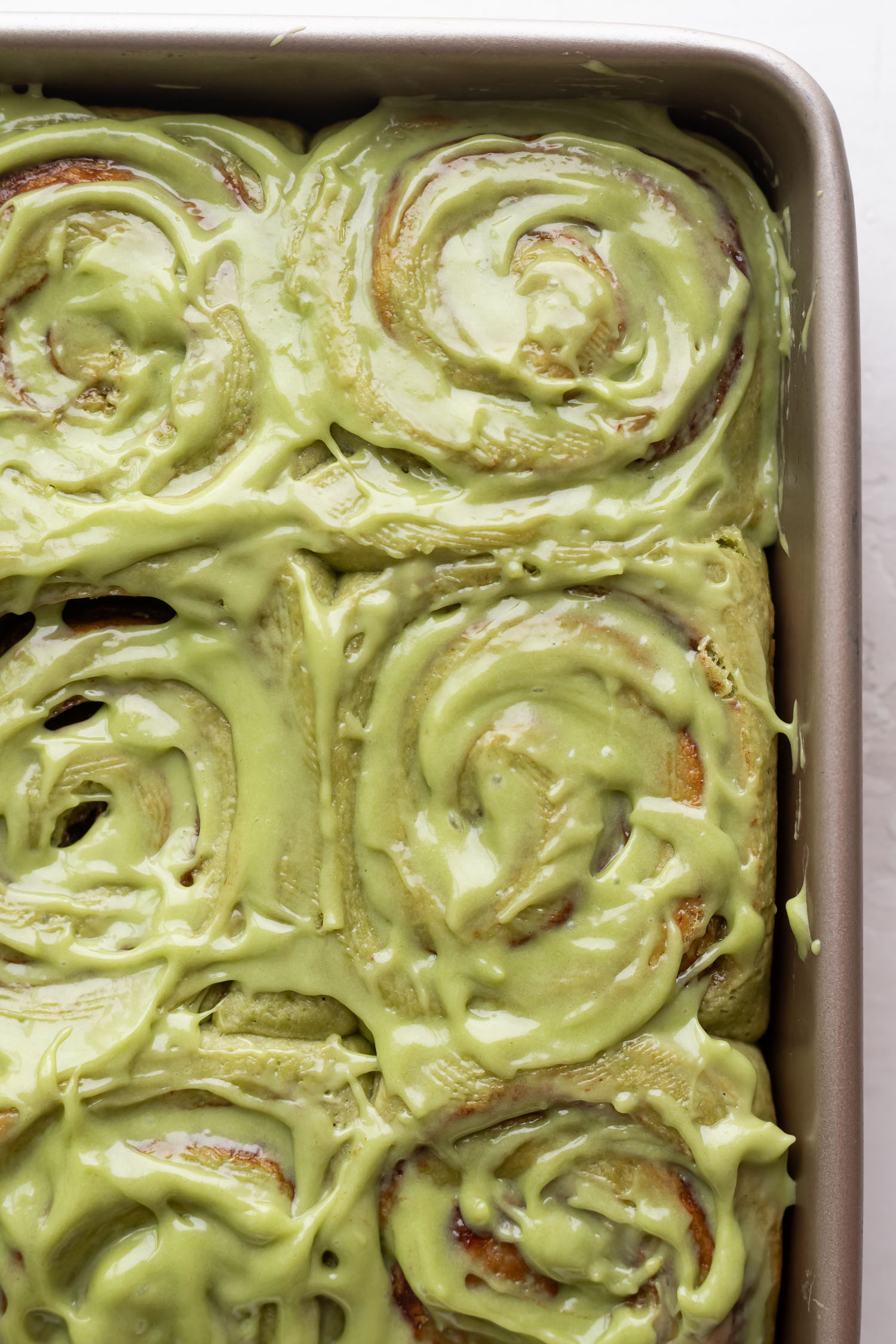 Fluffy & Moist Matcha Cinnamon Rolls - Cooking Therapy